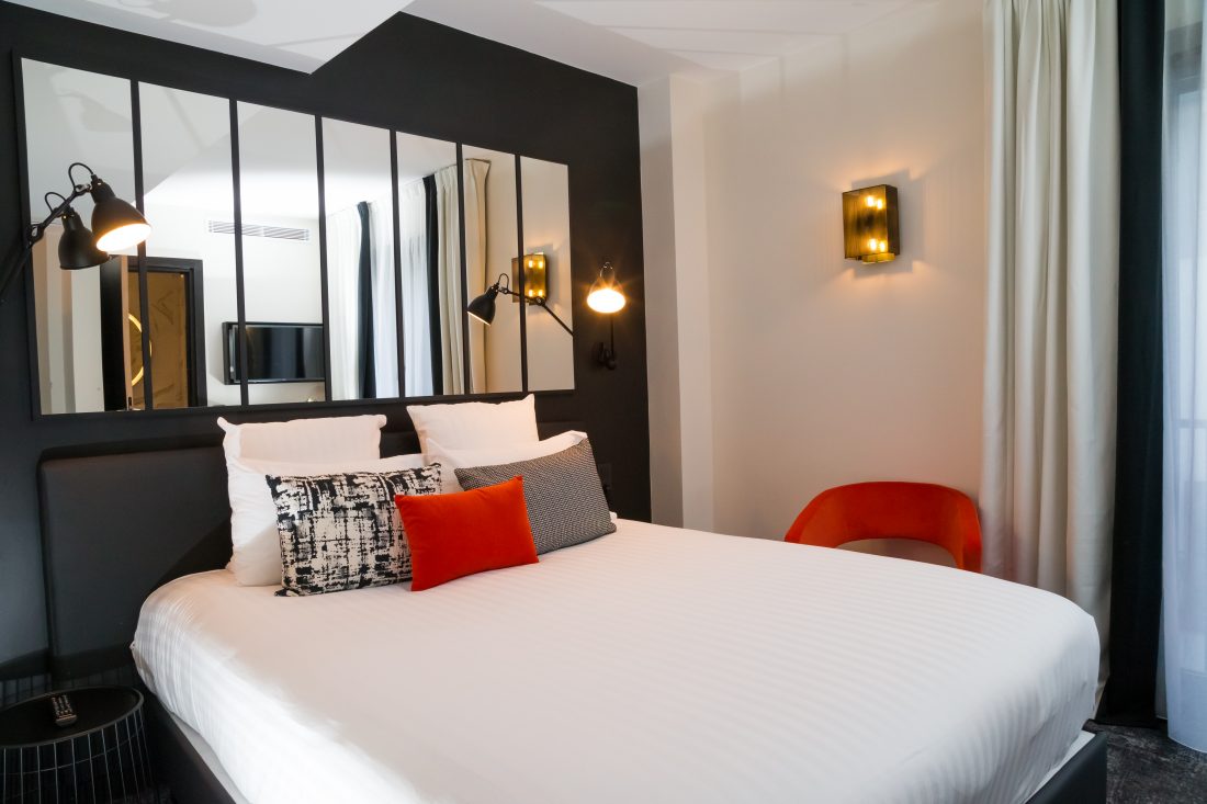 Hôtel LAZ' Spa Urbain - Hôtel 4 étoiles Paris - Saint Lazare - Suitcase ...